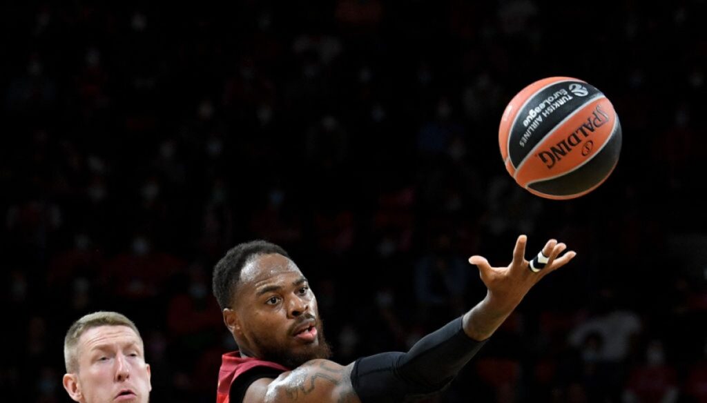 Olimpia Milano, Deshaun Thomas feels like he's still at the San Antonio ...