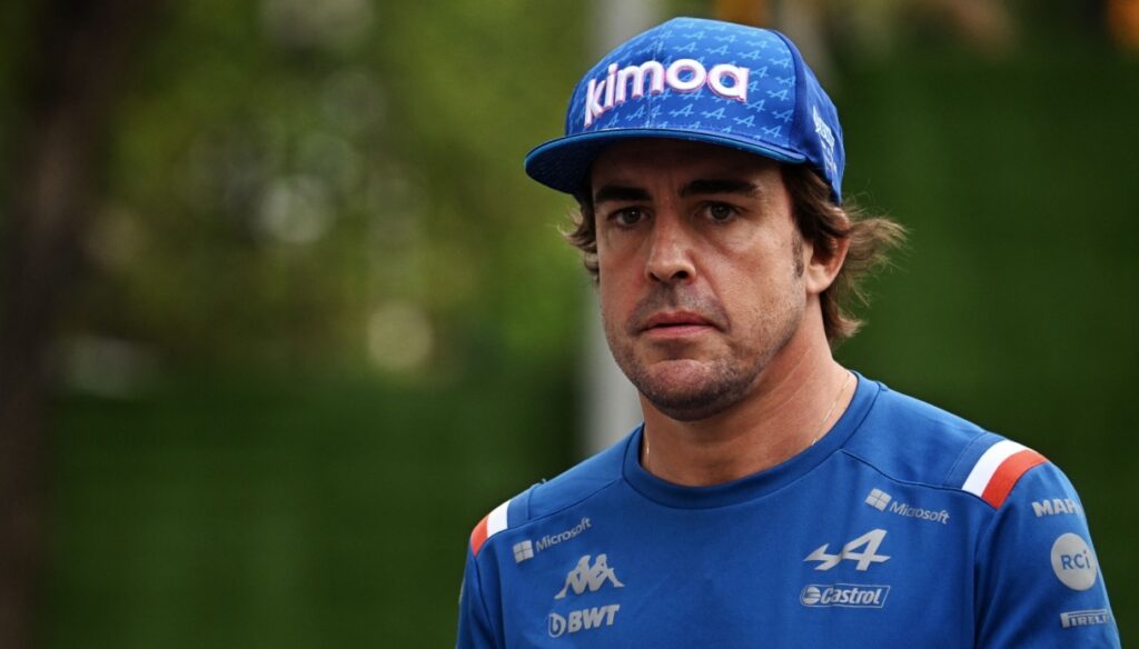 F1, Fernando Alonso changes his suit in just three hours - Sportal.eu