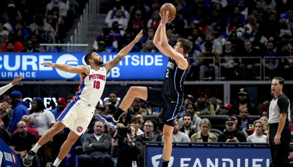 NBA: brawl and punches in Detroit-Orlando, three ejected - Sportal.eu