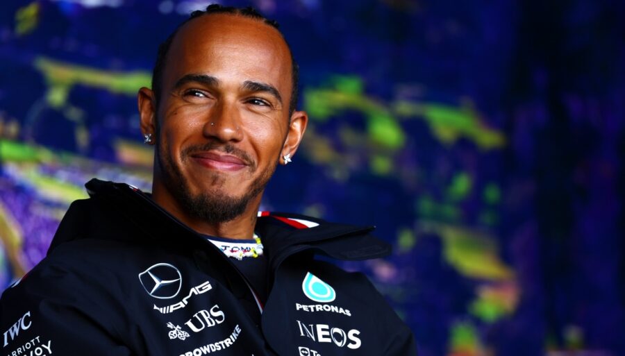 Lewis Hamilton, at Red Bull they are eating their hands. - Sportal.eu