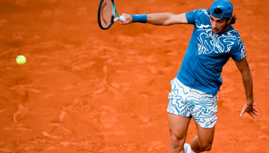 Lorenzo Musetti without mercy with Luca Nardi in Monte Carlo: 6-0, 6-0 ...