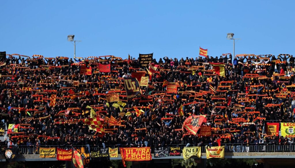 Lecce crisis, a former appeases fans - Sportal.eu