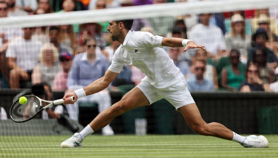 Wimbledon: Djokovic and Medvedev in the quarters. Tsitsipas surprise ...