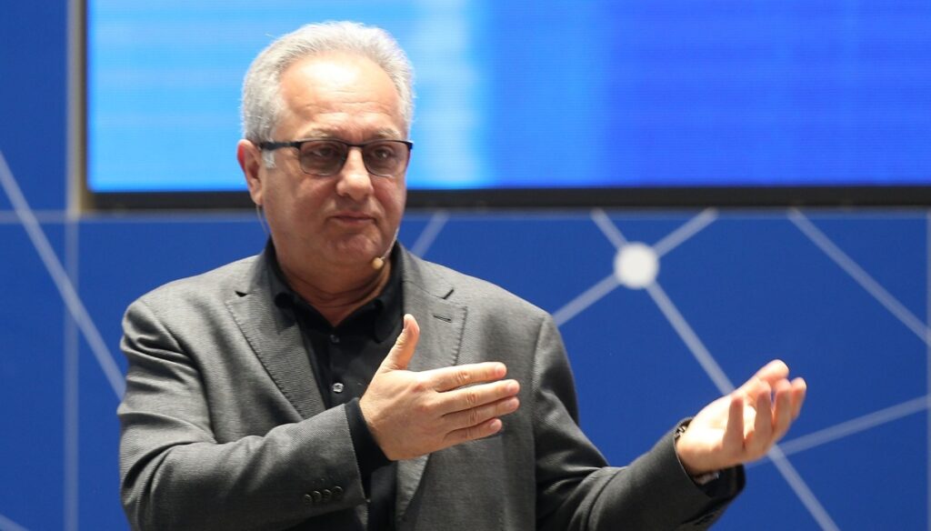 Julio Velasco ready to discover Paola Egonu - Sportal.eu