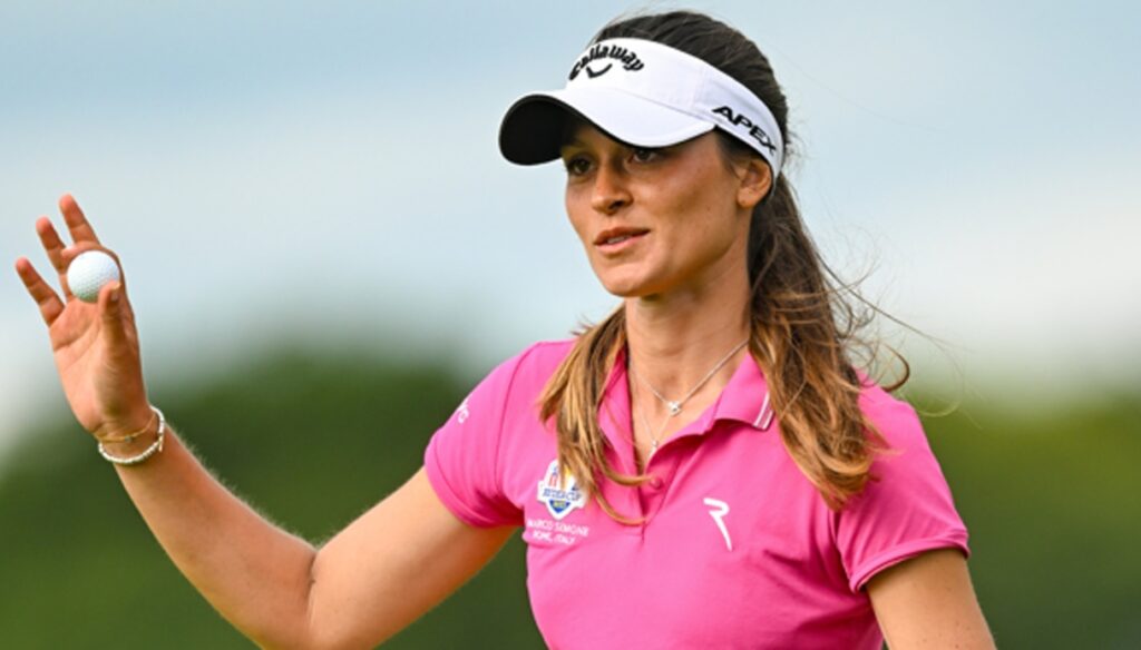 Alessandra Fanali four strokes away from feat - Sportal.eu