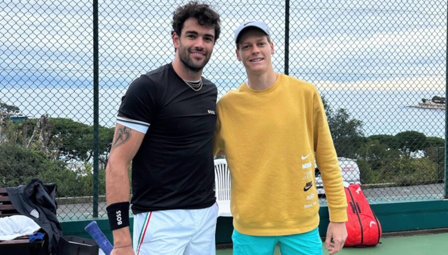 Jannik Sinner trains with Matteo Berrettini - Sportal.eu