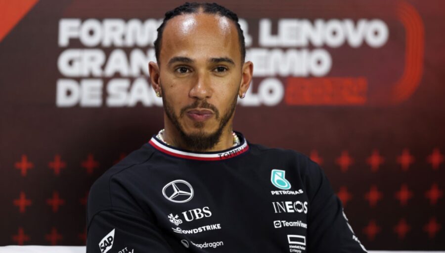 Mercedes, Lewis Hamilton won't budge on the rainbow fight - Sportal.eu